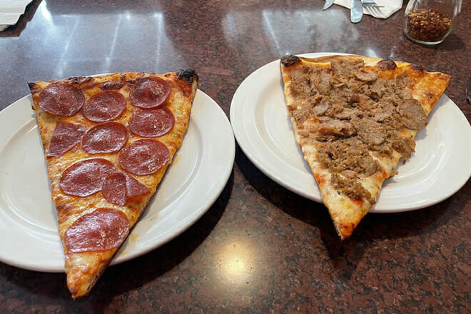 Dominic's I Pizza and Pasta