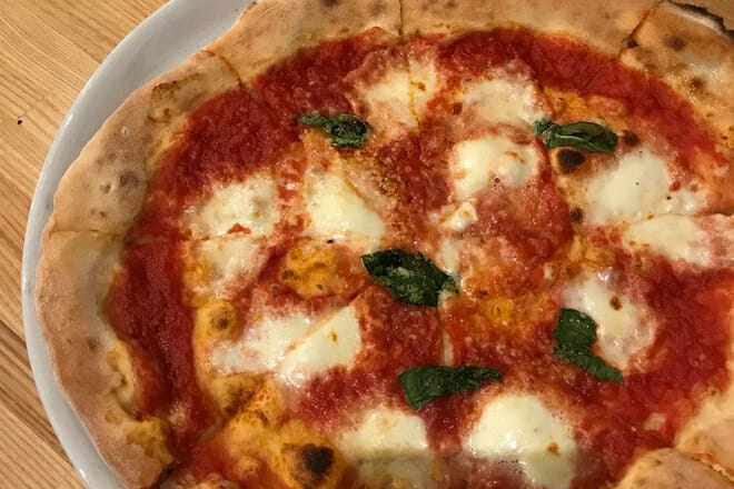Duca's Neapolitan Pizza