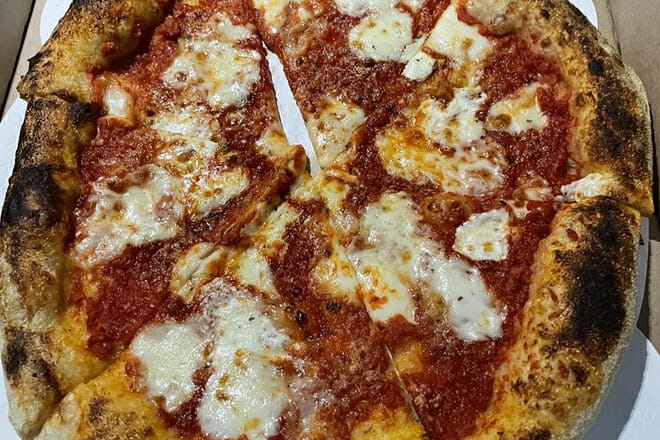 Gus Franco&rsquo;s Pizza