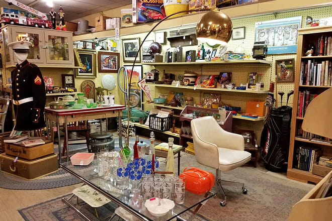 hermanns attic antique mall