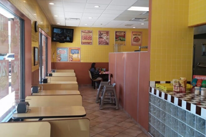 Hungry Howie's Pizza