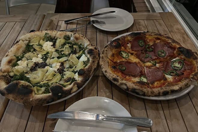 Katie&rsquo;s Pizza & Pasta Osteria