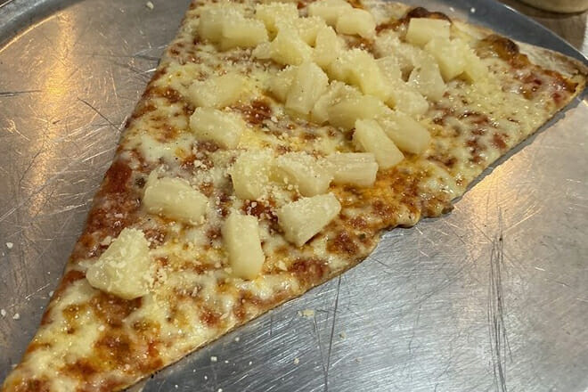 Manhattan NY Restaurant & Pizza