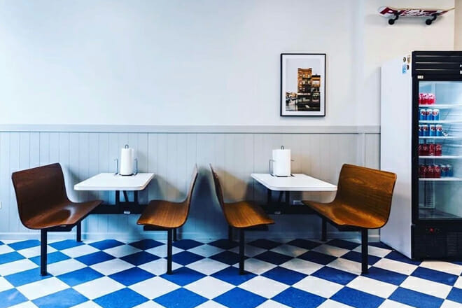 Milly's Pizza In The Pan