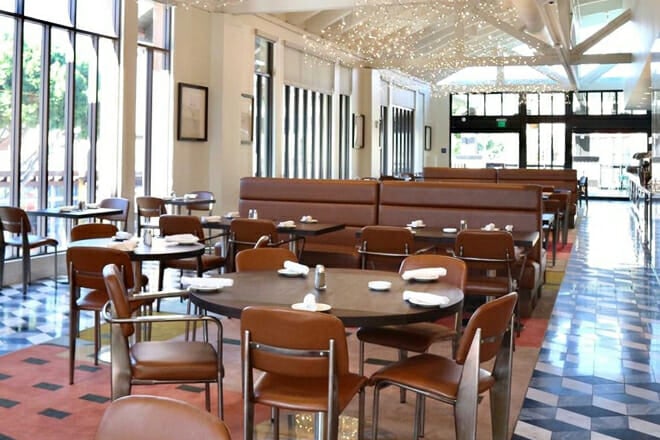 Naples Ristorante e Bar