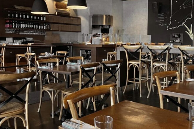 Napolese Pizzeria at the Fashion Mall