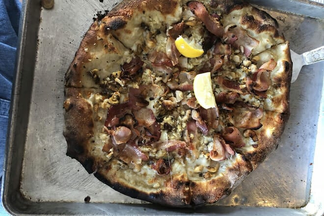 Nick's New Haven Style Pizzeria & Bar