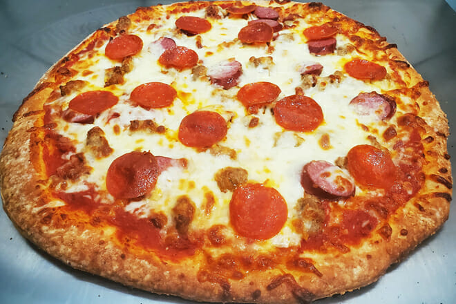 Olive&rsquo;s Pizza and Sandwiches