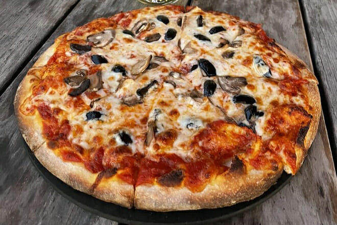 Pacific Pizza and Brew