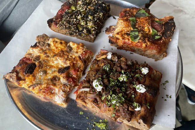 Paradis Books & Bread