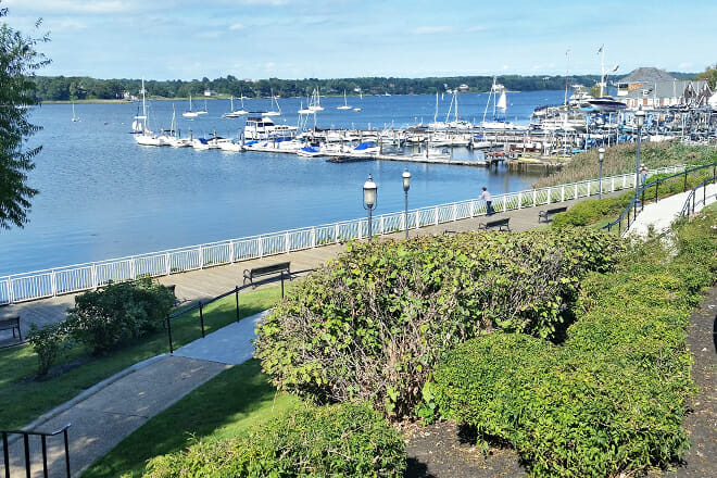 Riverside Gardens Park