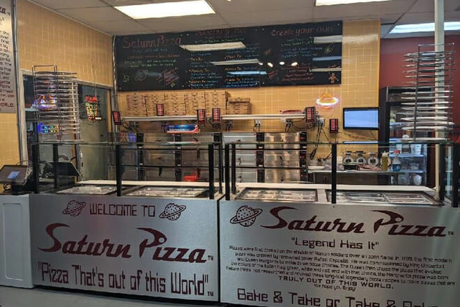 Saturn Pizza