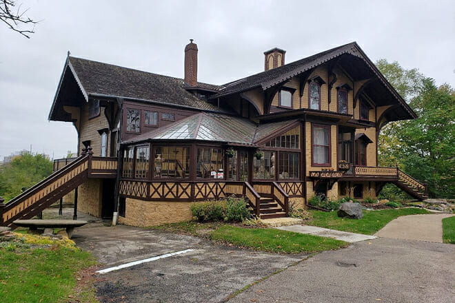 Tinker Swiss Cottage Museum & Gardens