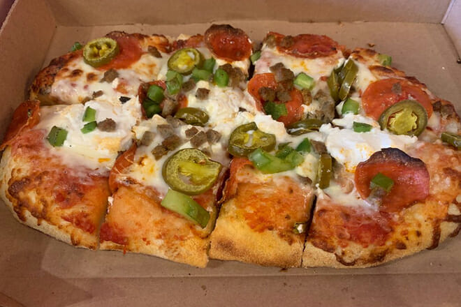 1000 Degrees Pizza Salad Wings