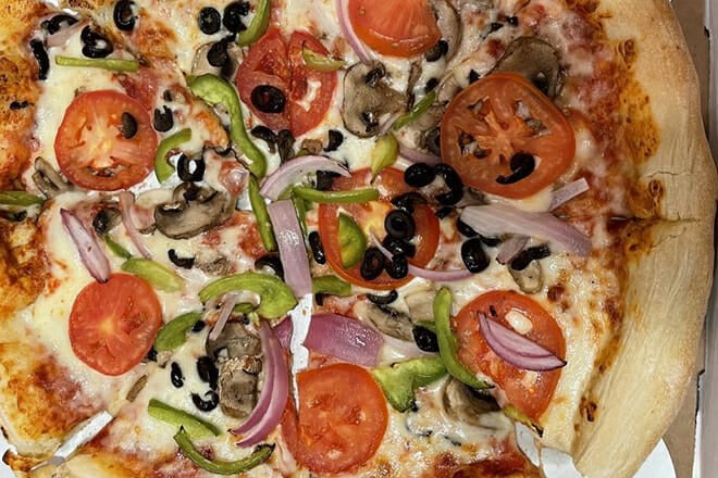 600 Degrees Pizzeria