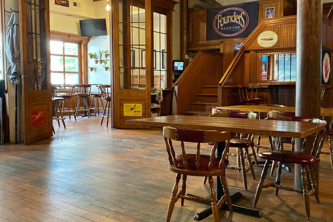 Barley's Taproom and Pizzeria