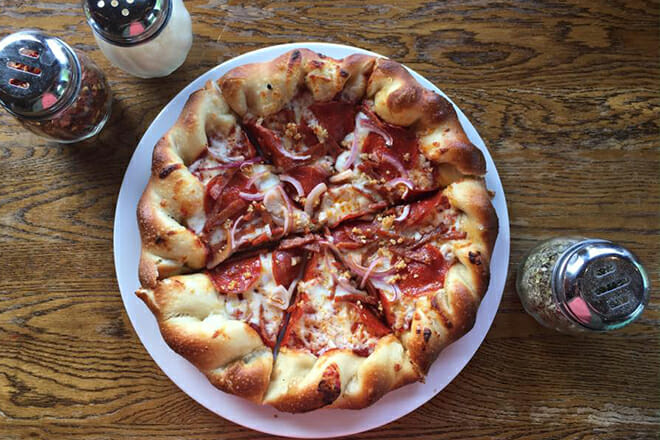 Blind Onion Pizza & Pub