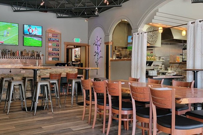 Creekside Pizza & Taproom