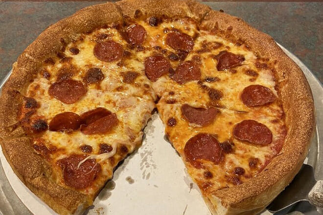 Dina&rsquo;s Family Italian Restaurant & Pizza (Formerly Gondolier Pizza & Italian Restaurant)