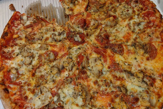 Grandstand Pizza Shop