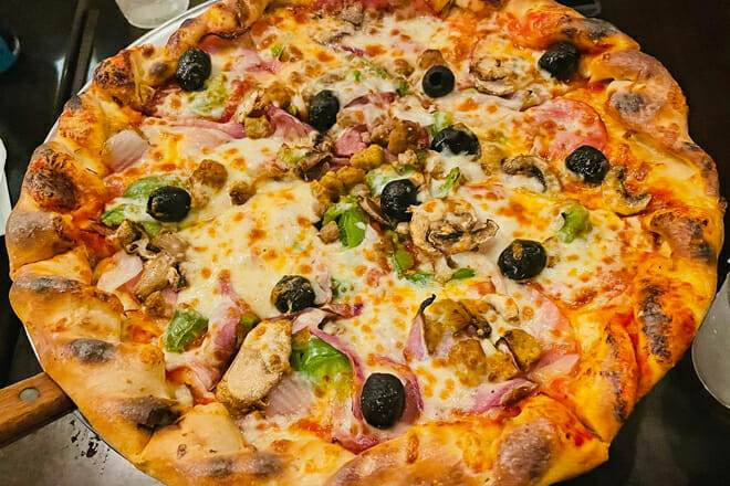 Grateful Head Pizza Oven & Beer Garden