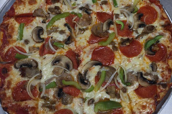 J. Del&rsquo;s Pizza