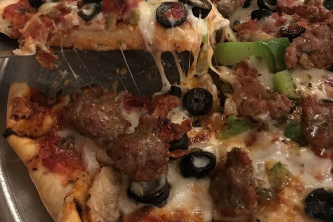 John's Restaurant & Pizzeria