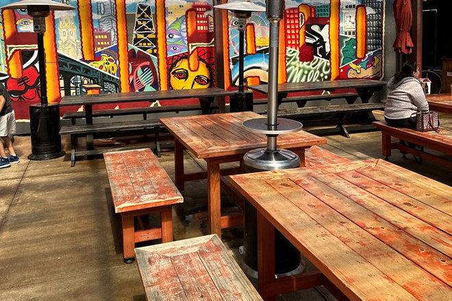 Lefty's Chicago Pizzeria