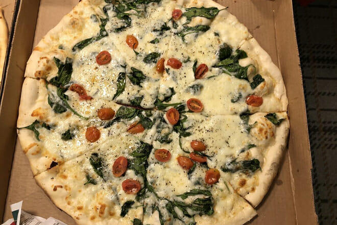 Luigi's Sports Bar & Pizzeria