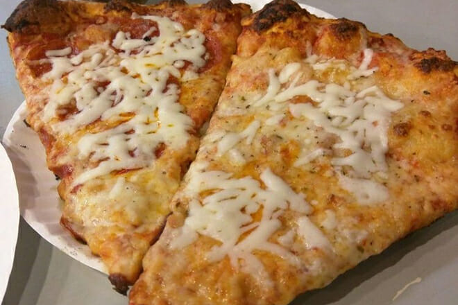 Mama Mead's Pizzeria