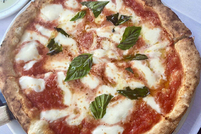 Manalu Italian Restaurant