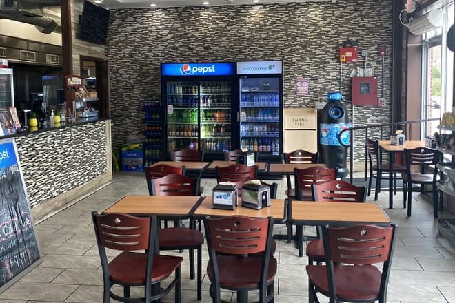 Mark&rsquo;s Pizza & Subs