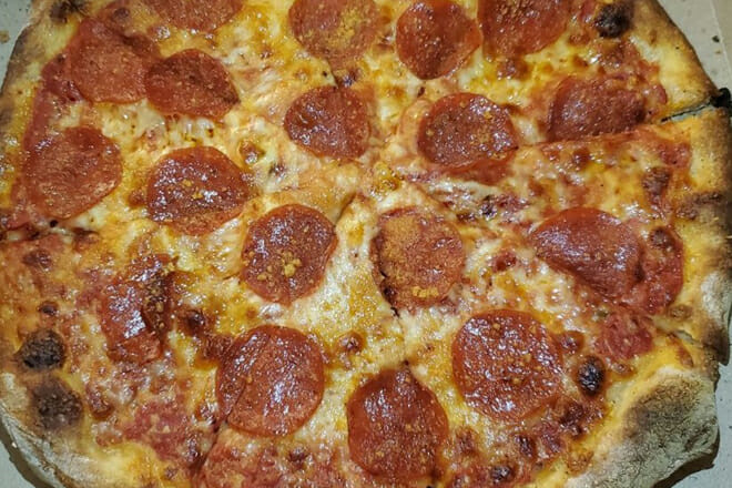 Mike&rsquo;s Apizza and Restaurant