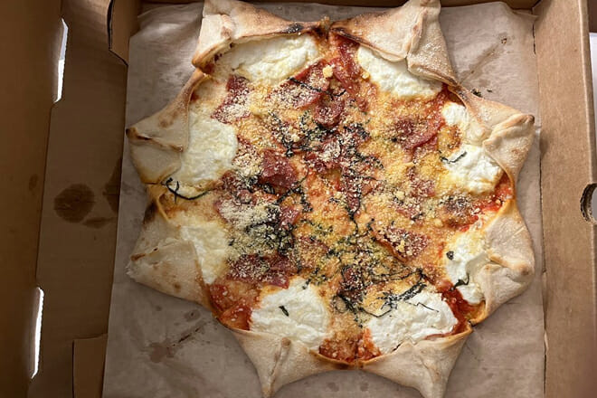 Mister O1 Extraordinary Pizza