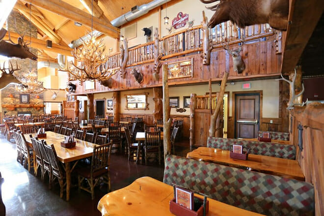 Moosejaw Pizza and Dells Brewing Co.