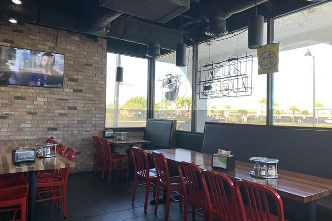 Mr. Maine&rsquo;s Pizzeria