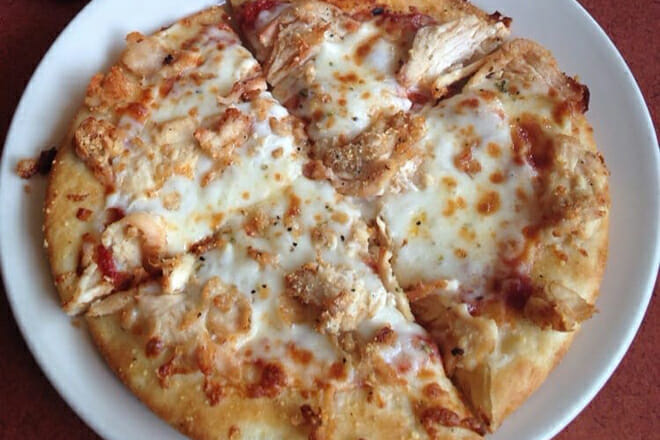 Old Chicago Pizza + Taproom