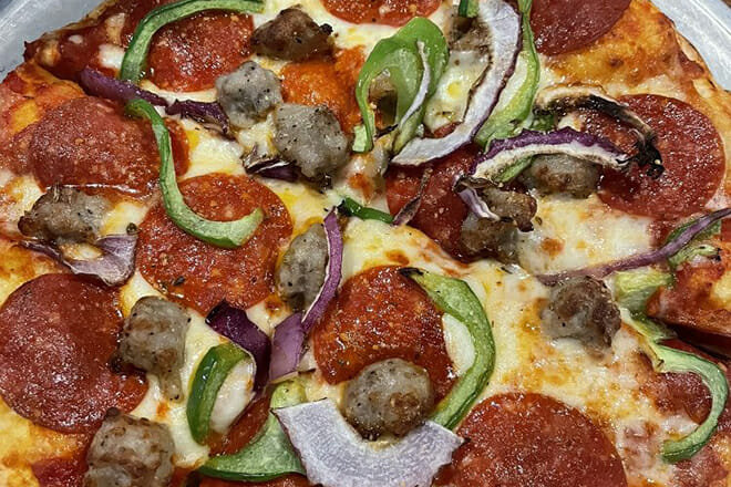 Old Chicago Pizza + Taproom