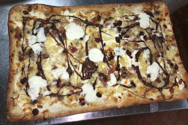 Original Anna's Pizza