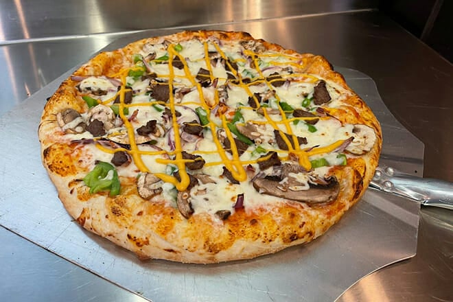 Overland Pizza Co. & Ice Creamery