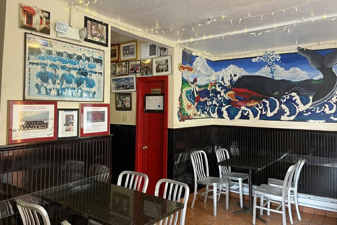 Pinocchio's Pizza & Subs