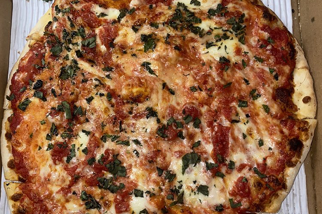 Red And Louie's Pizzeria