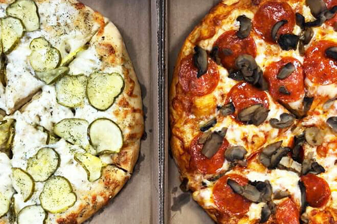 Rhino&rsquo;s Pizzeria & Deli