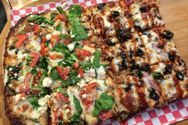 Rolling Stone Pizza Bar