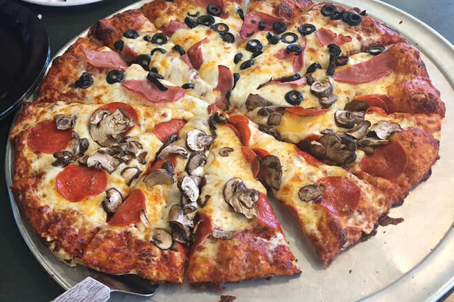 Round Table Pizza-Atascadero