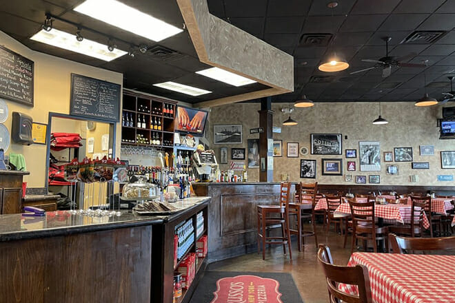 Russo's New York Pizzeria & Italian Kitchen - Galveston