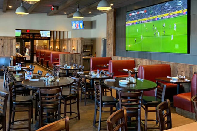 Zaffiro's Pizzeria - North Shore