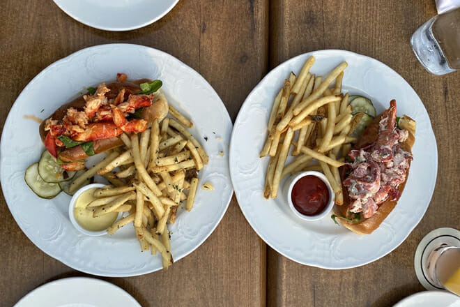 22 Bowen's Wine Bar & Grille