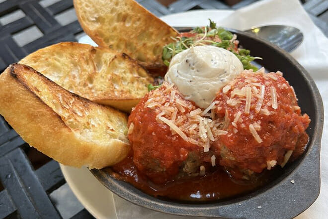 Bavaro's Pizza Napoletana & Pastaria