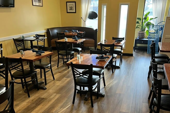 Blue Seafood & Spirits